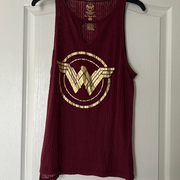 Her Universe | Tops | Her Universe Wonder Woman Tank Top | Poshmark